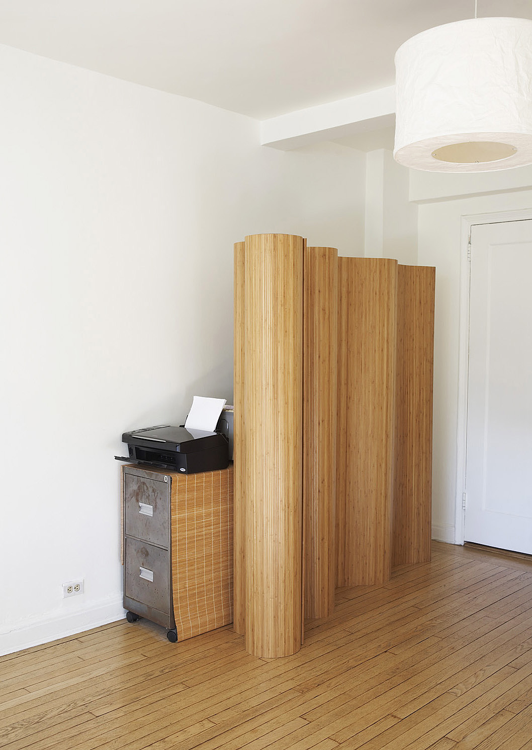 Perfect Room Screen: Bamboo Wave or Plywood Eames? - Improvised Life